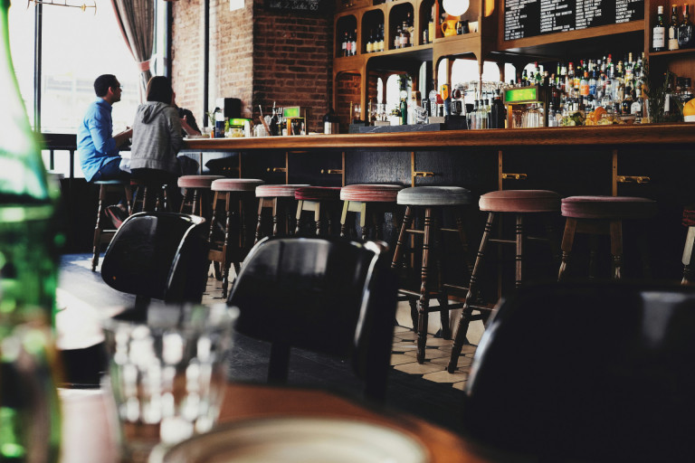 How to Lease a Restaurant Space (Everything You Need to Know) | UpMenu