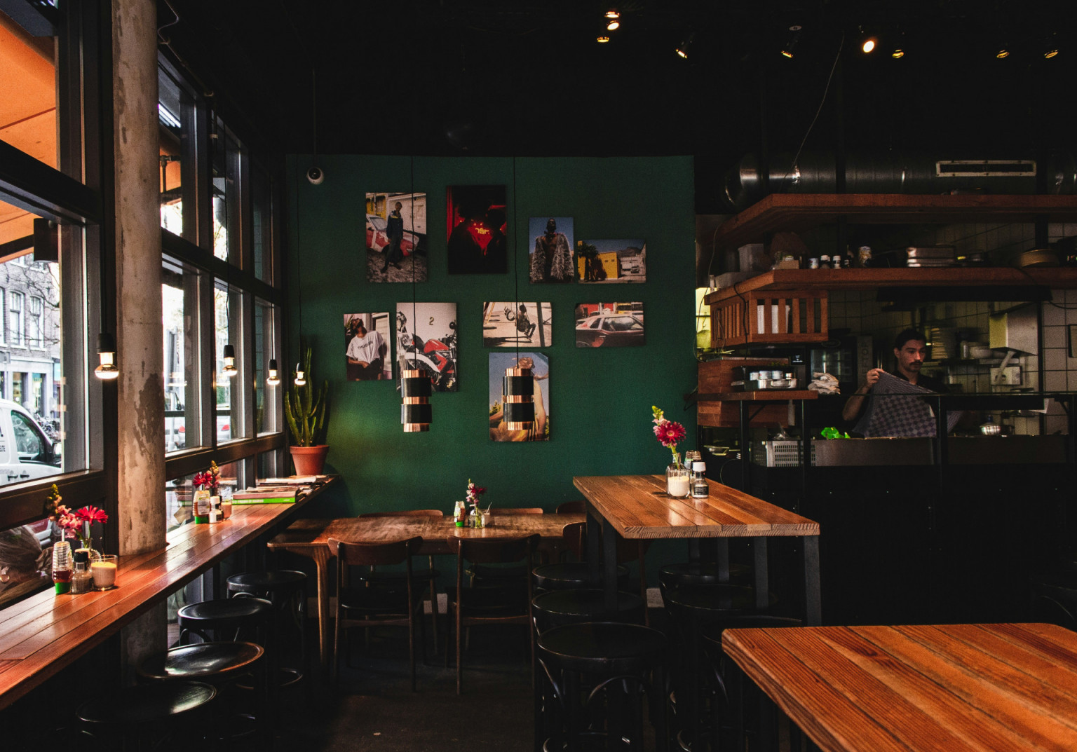 How to Lease a Restaurant Space (Everything You Need to Know) | UpMenu