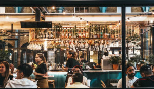 What is the Average Restaurant Revenue? | UpMenu