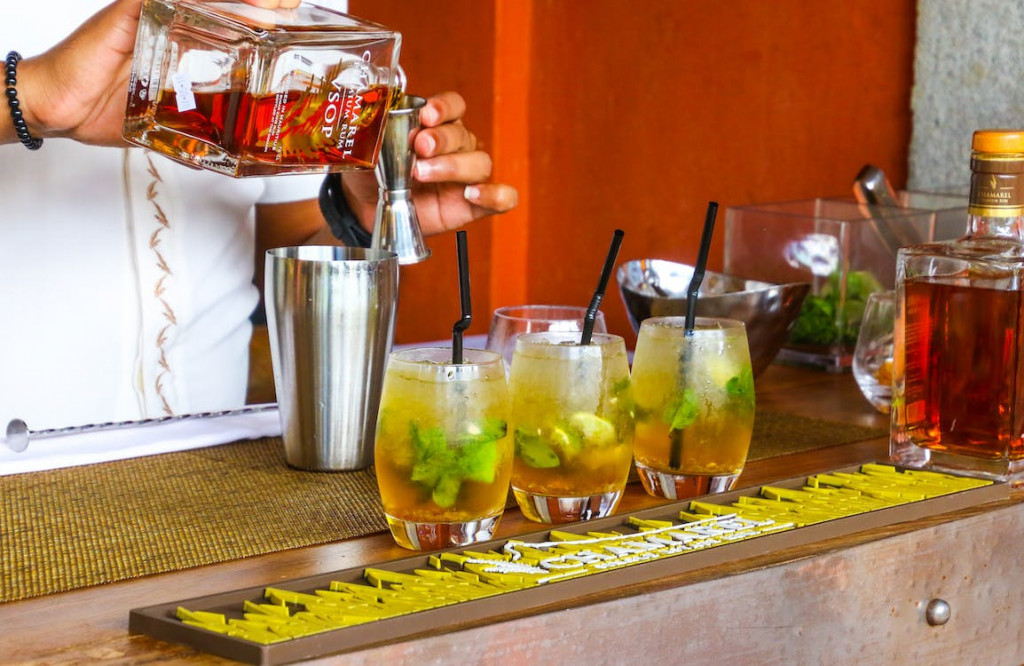 Jak otworzyć bar (Krok po kroku) | UpMenu