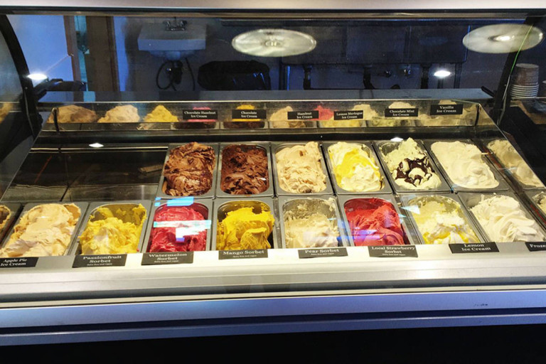 25 Unique Ice Cream Shop Ideas, Themes & Concepts (2024) | UpMenu