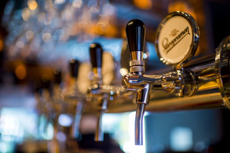 How Much Does it Cost to Open a Bar in 2024? | UpMenu