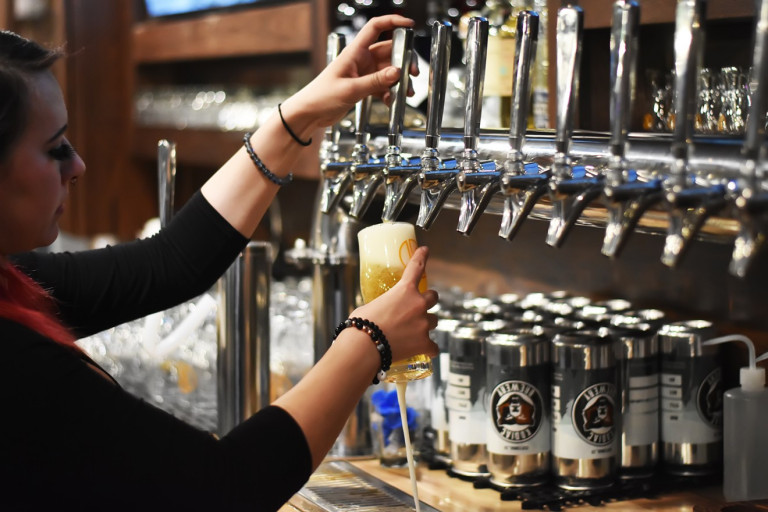How to Start a Brewery (14 Steps & Checklist) | UpMenu