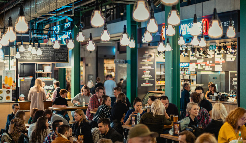 Restaurant Target Market: Find Ideal Market Segment (Examples) | UpMenu