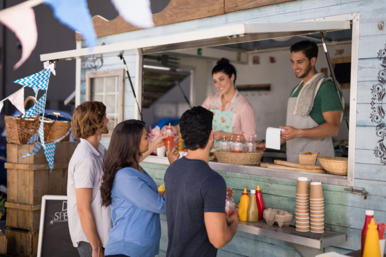How To Price Food Truck Menu (Food Truck Pricing) | UpMenu