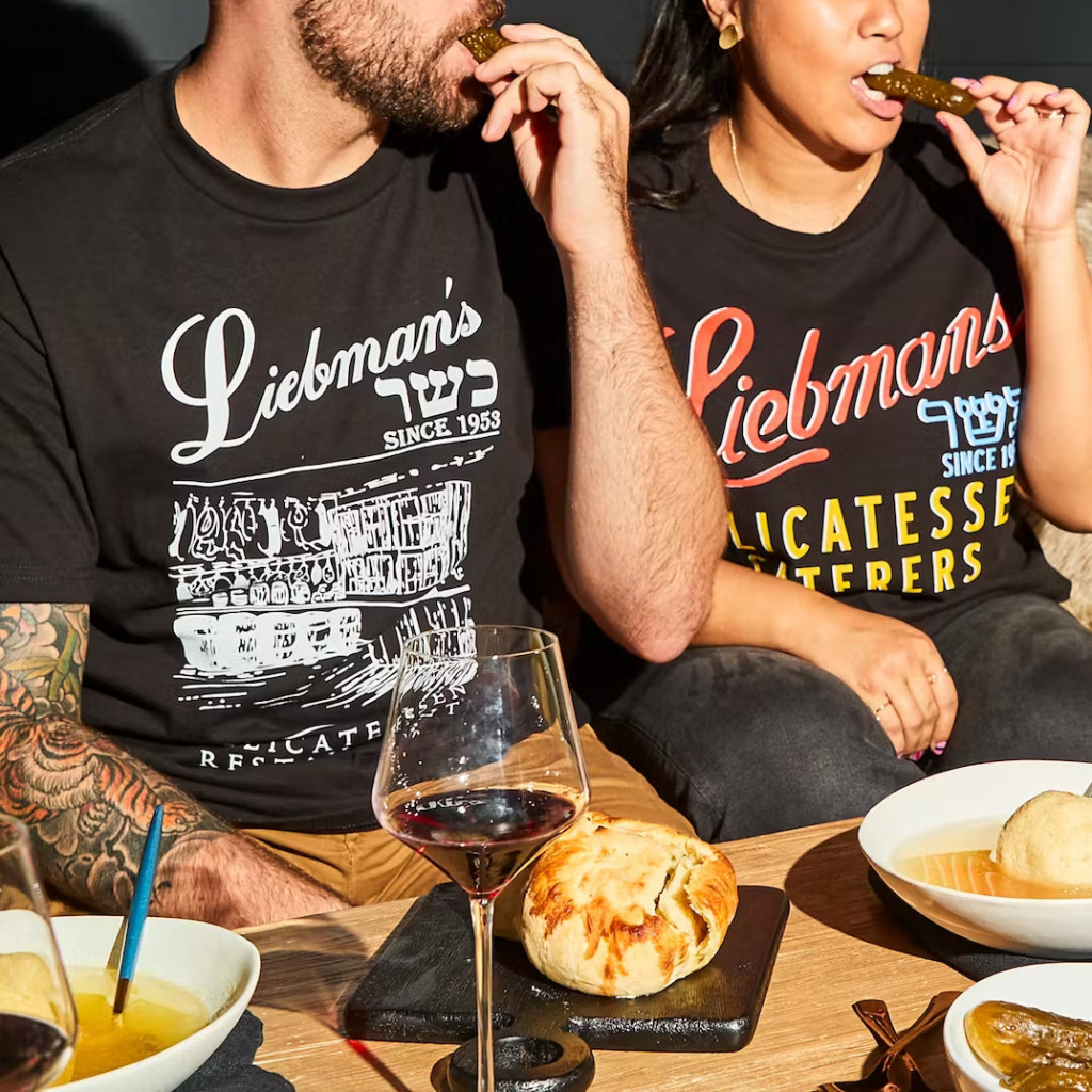 9 Best Restaurant Merchandise Ideas for 2024 (Examples) | UpMenu