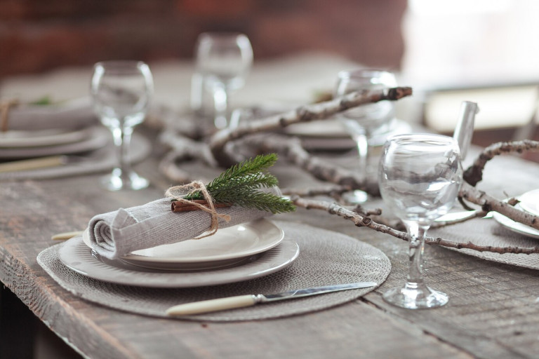 Restaurant Table Setting: Ideas & How to Set Up | UpMenu