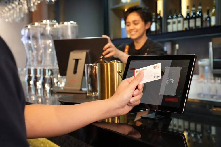 8 Different Types of POS Systems for Restaurants | UpMenu