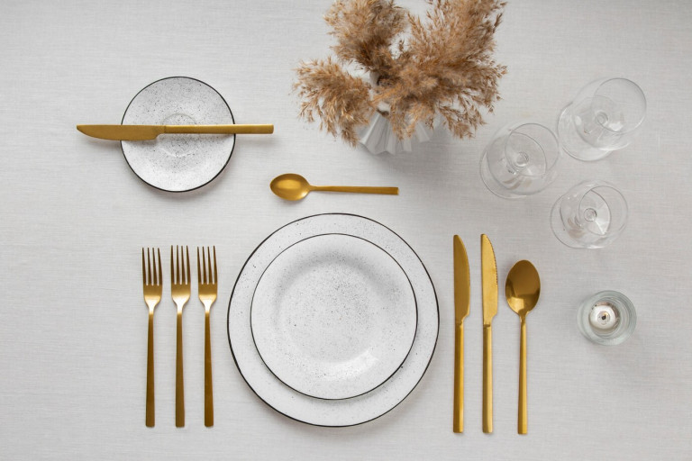 Restaurant Table Setting: Ideas & How to Set Up | UpMenu