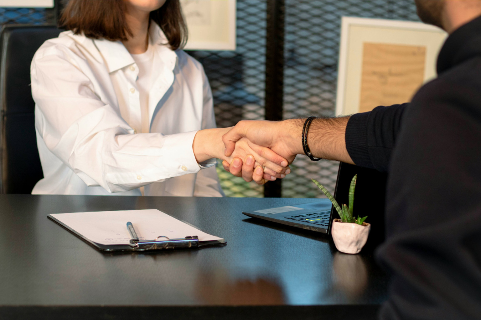 Restaurant HR: Guide for Every Restaurant Owner | UpMenu