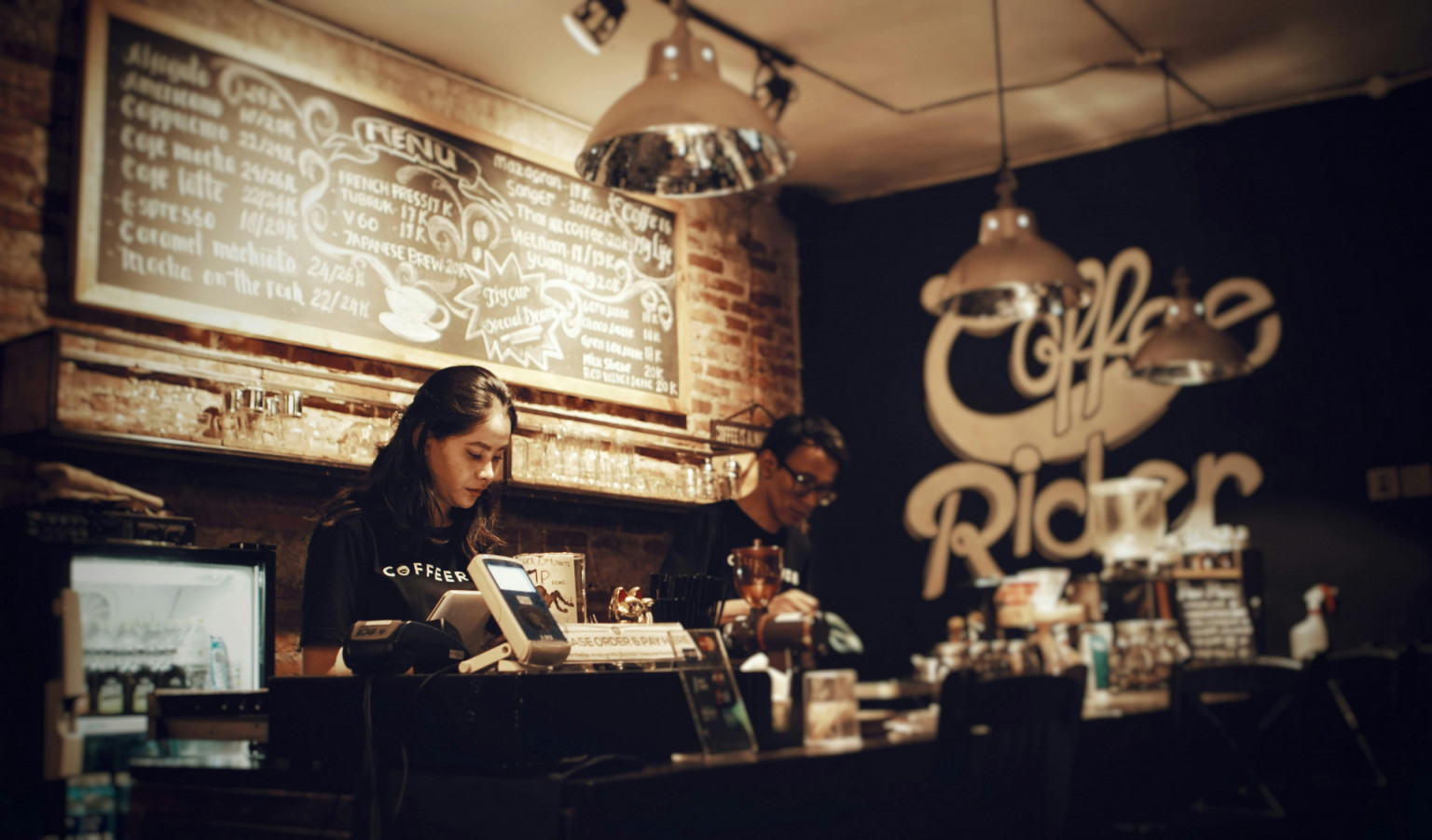 What Is a Counter Service Restaurant? (Benefits & Examples) | UpMenu